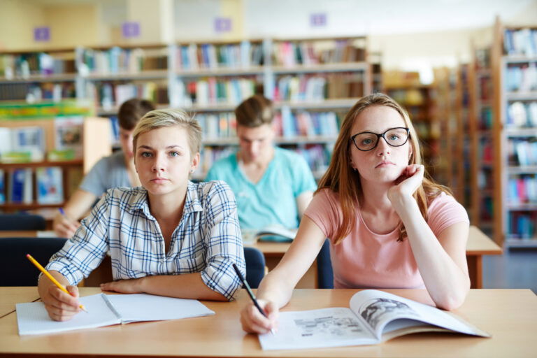 IGCSE vs GCSE: Key Differences | TutorsPlus IGCSE vs GCSE: What Are the Differences and What To ...