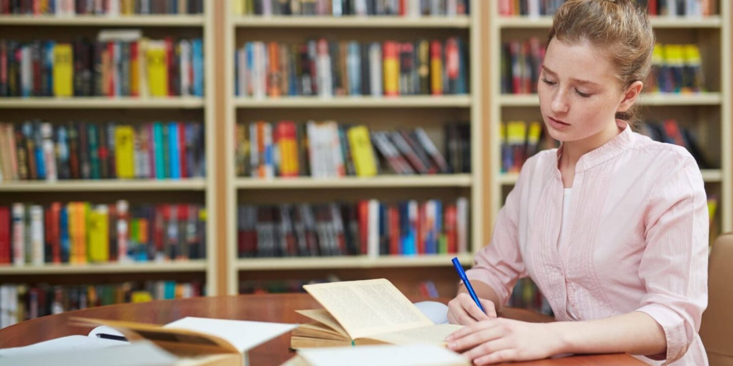 IB English Paper 2 Exam Preparation Workbook | TutorsPlus