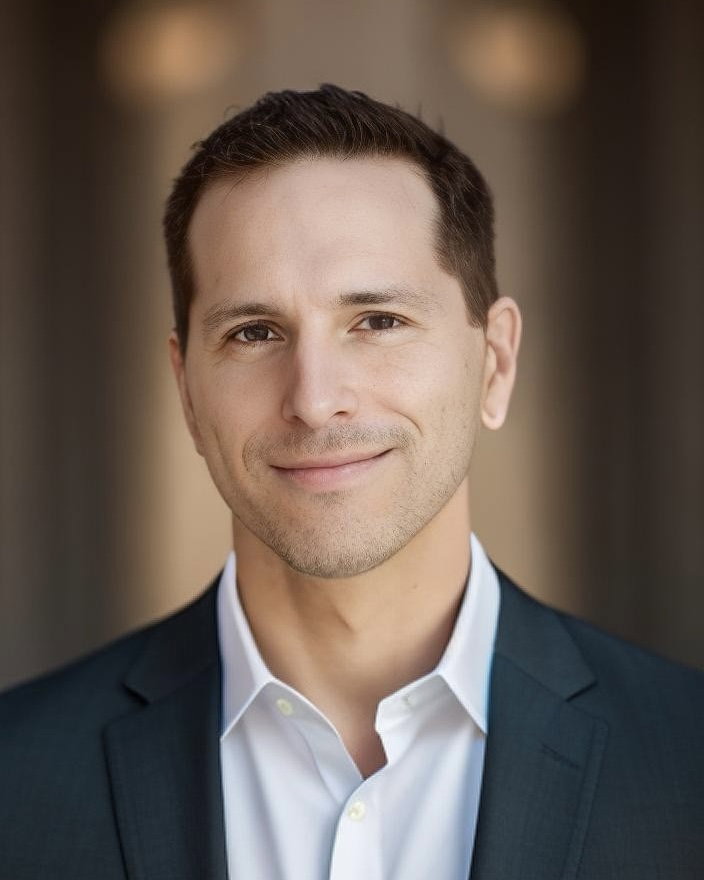 Sebastian | Your IB English Tutor - Certified Teacher | Tutorsplus