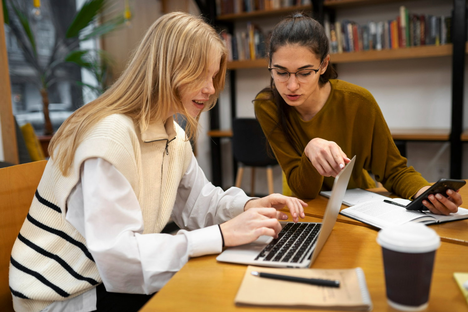 IB Spanish Extended Essay Guide (Topics, Tips & Structure) | TutorsPlus