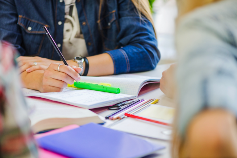 IGCSE English as a Second Language: Exam Guide + Tips | TutorsPlus
